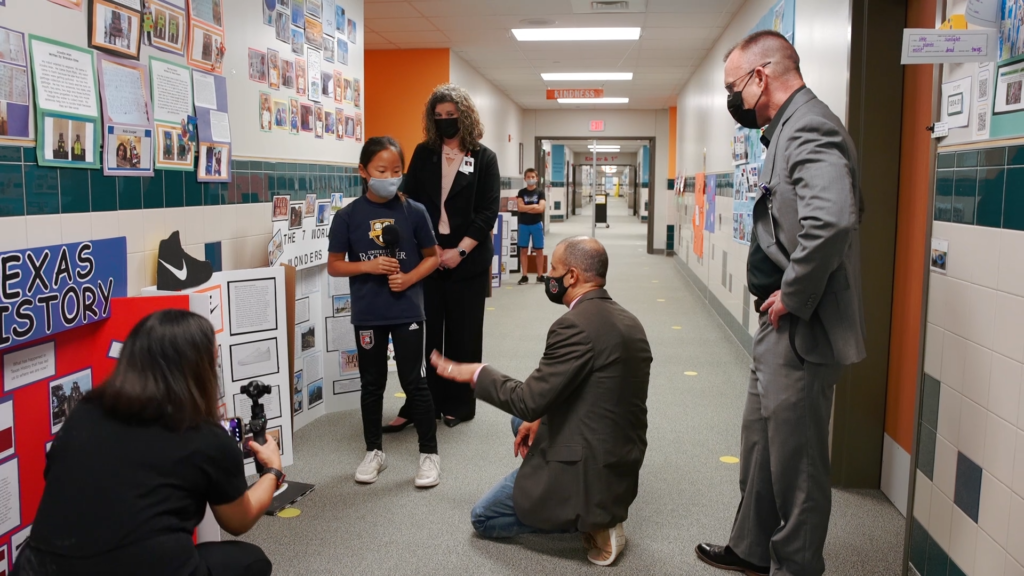 Super School Visit: Deer Creek Elementary | Leander ISD News