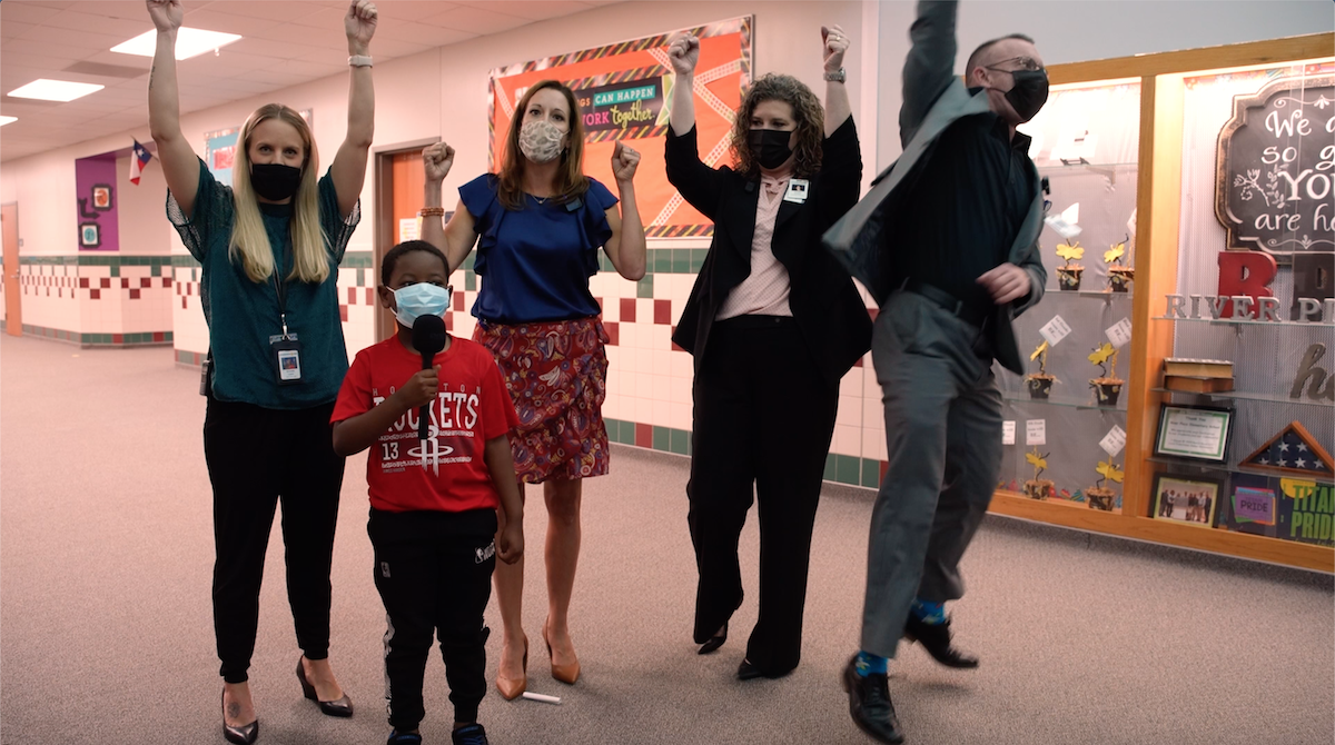 Super School Visit: River Place Elementary | Leander ISD News